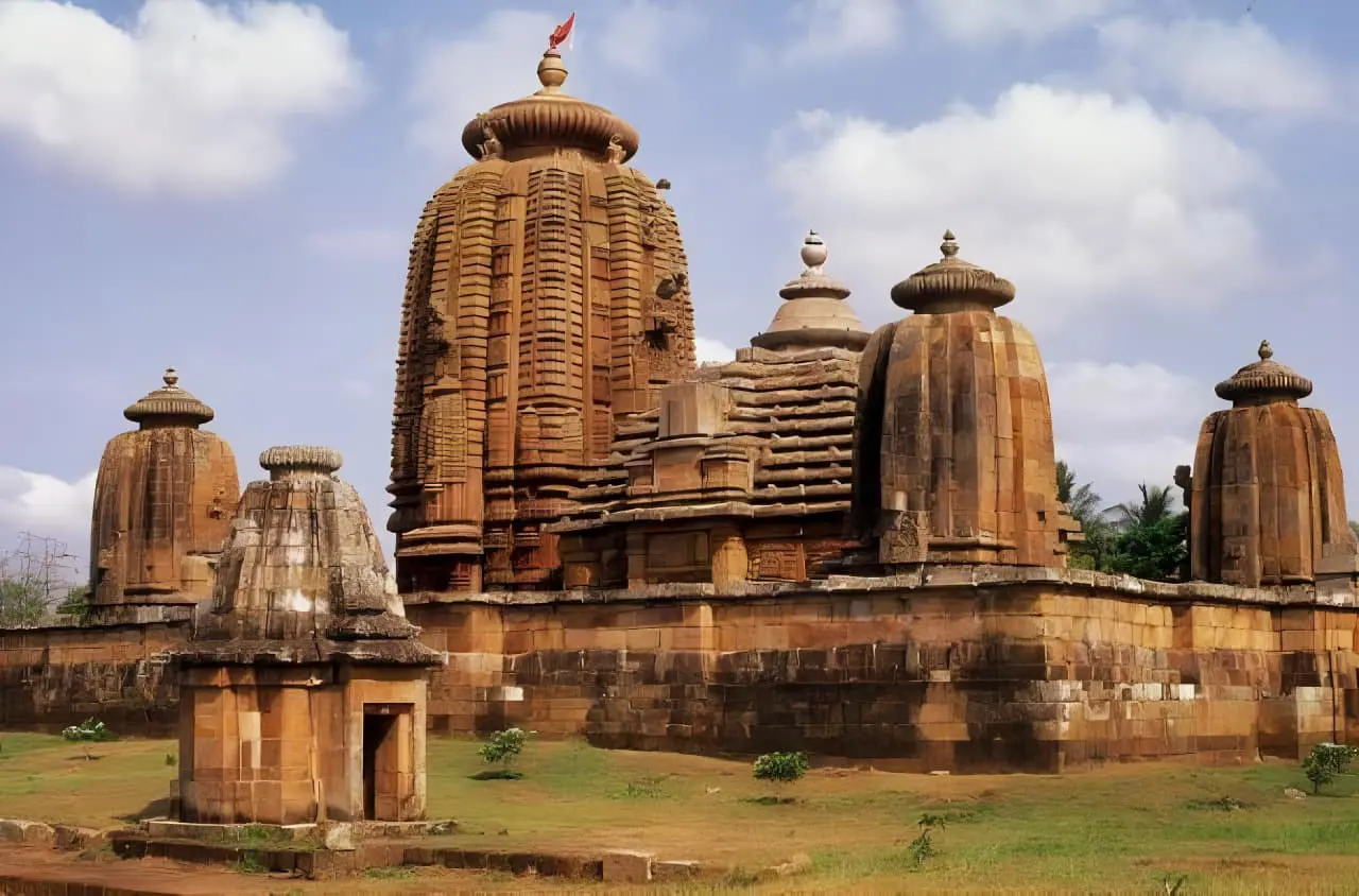 Brahmeswara Temple Bhubaneswar: Odisha’s Holy Shiva Temple