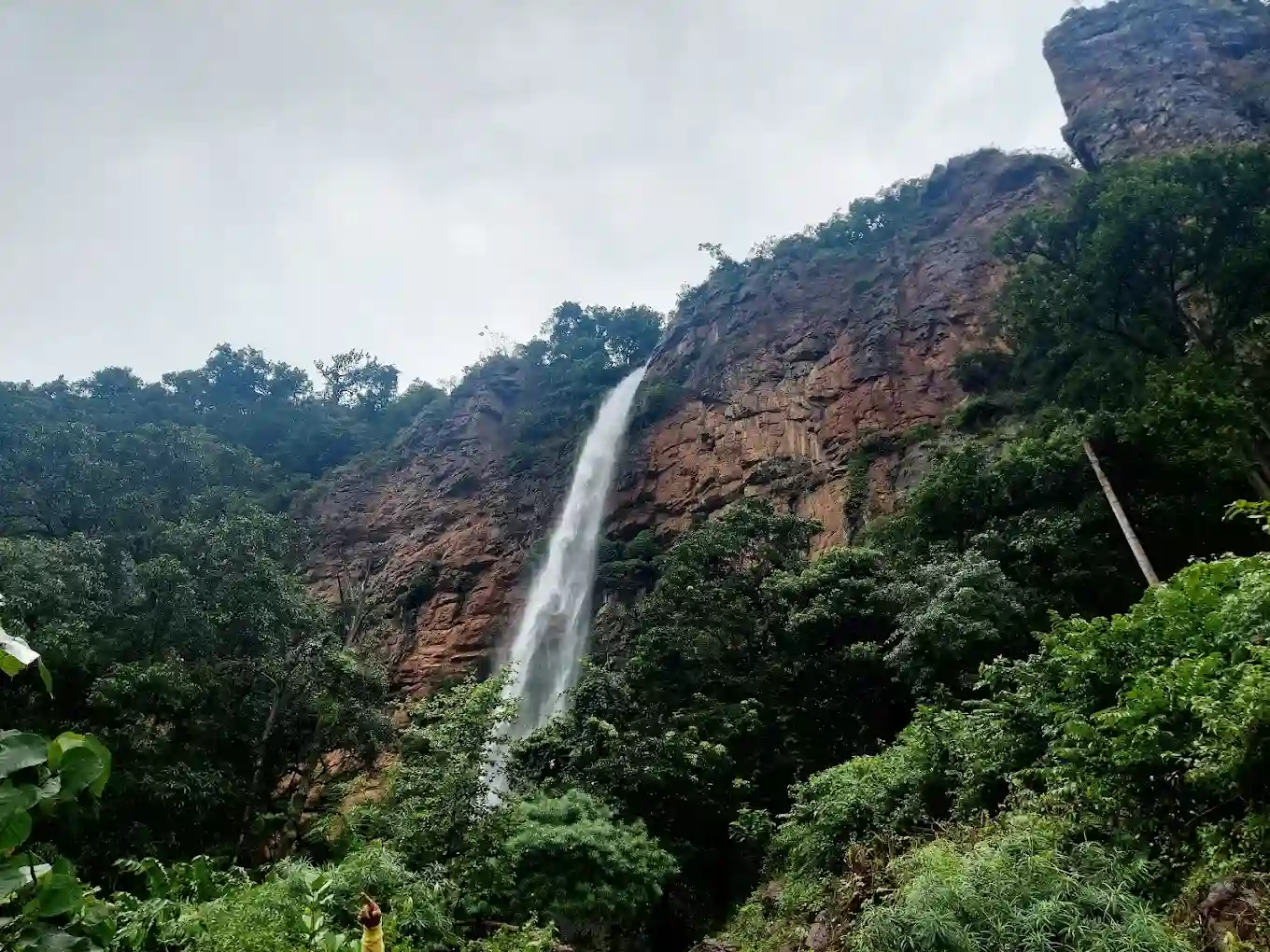 Khandadhar Waterfall Keonjhar – Hidden Natural Wonder of Odisha