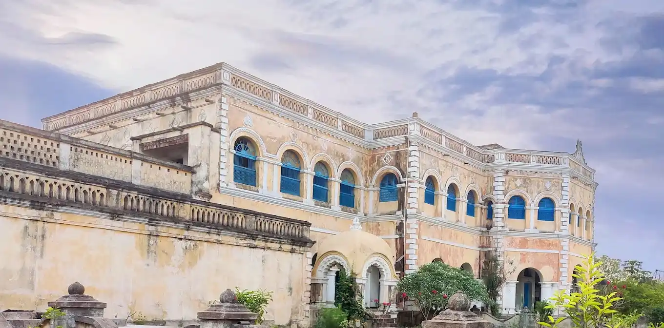 Talcher Palace – Odisha’s Royal Heritage by the Riverside